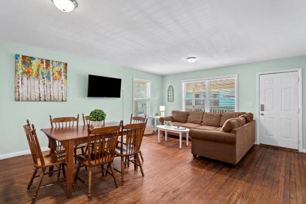 Sand Dollar Suites 3 - Carolina Beach, NC