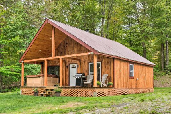 Secluded 2br Cabin W Hot Tub, Pond, Trails, Wifi - Vermont