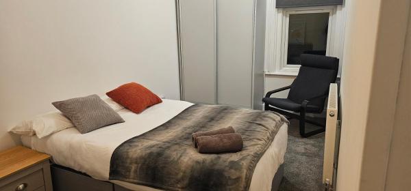 Studio - Sleeps 2 - Ensuite And Private Kitchen - Reading