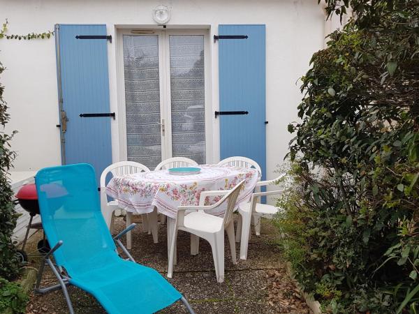 Maisonnette Proche Plage Avec Animaux Admis Et Parking - Barbâtre