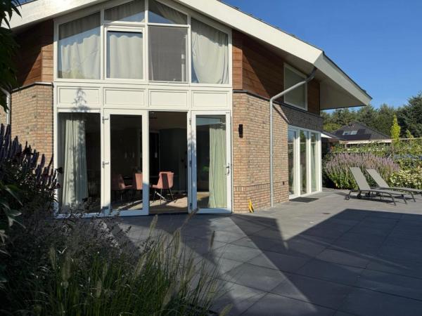 Wellness Escape With Private Sauna - Vriezenveen