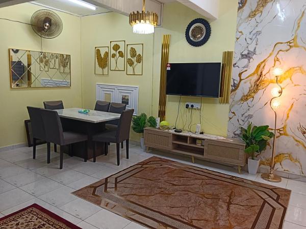 Radmikail Melaka Homestay - Malacca