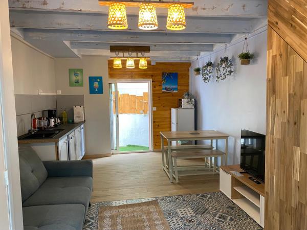 Appartement Hugo Dans Le Quartier De Terre Sainte - Saint-Pierre