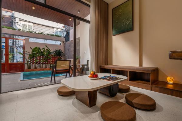 The Sage Villa 5br Private Mini Pool Villa With Sauna - Da Nang