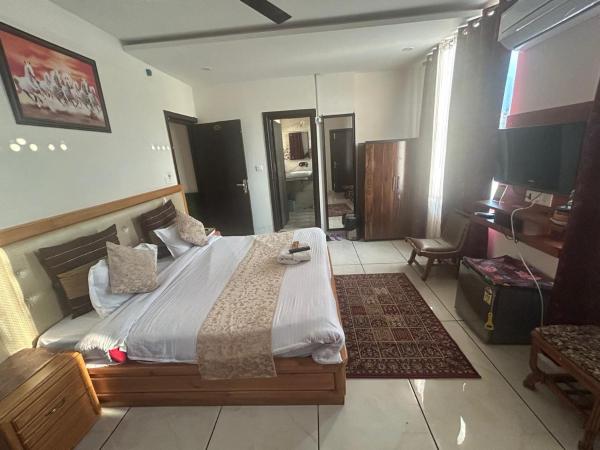 Dadhwal B&b - ダラムシャーラー