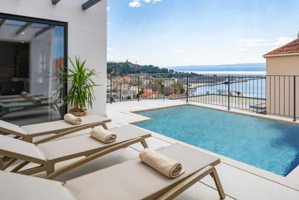 New! Discover Villa Logos: Your Seaview Retreat In Croatia - Omiš