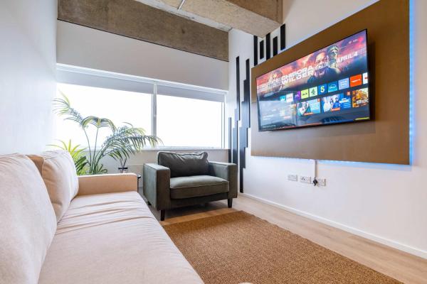 Station Elan - Gym - Games Room - Mk - Milton Keynes