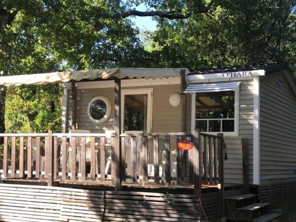 Mobil-home Confortable Avec Terrasse - 3 Pers. - Api-1-52-2180 - Le Gouffre