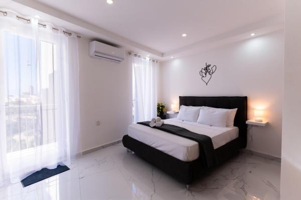 Stylish Place In St Julians - Pembroke, Malta