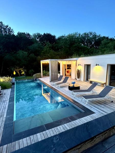 Small House With Swimming Pool And Jacuzzi - Arbonne