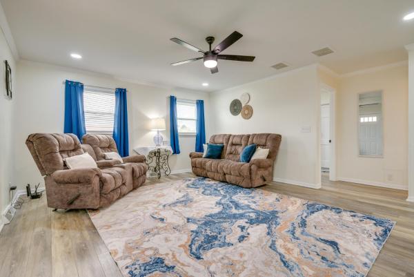 Hiking, Blackjack & More! Charming Home In Grover - Blacksburg, SC