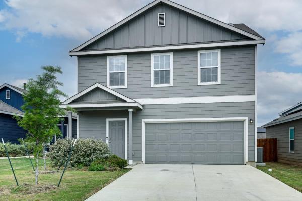 Spacious And Pet Friendly! Hill Country Home Base - San Marcos, TX