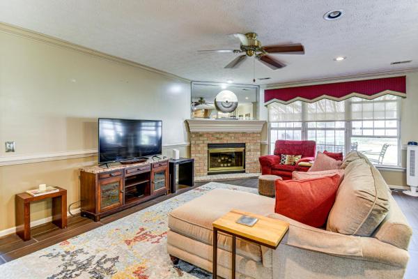 5 Mi To Coliseum! Spacious Home In Hampton Roads - Newport News, VA