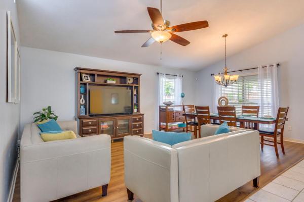 Ada Accessible Family Vacation Home In Pensacola! - Pensacola, FL