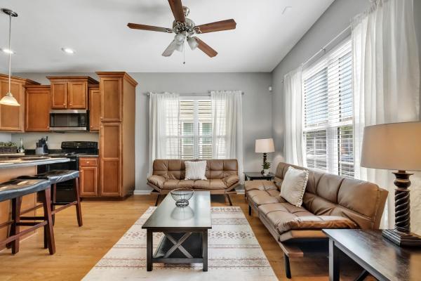 Fsu Home Base! Poolside Retreat 3 Mi To Campus - Tallahassee, FL