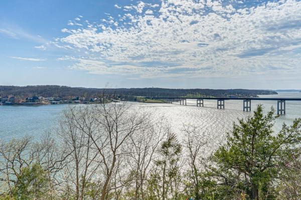 Explore The Bagnell Strip! Studio With Pool Access - United States