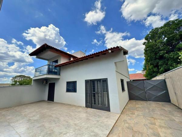 Casa Aconchegante Em Bonito Mato Grosso Do Sul Com áRea Social Compartilhada Com Suites Independentes - Bonito