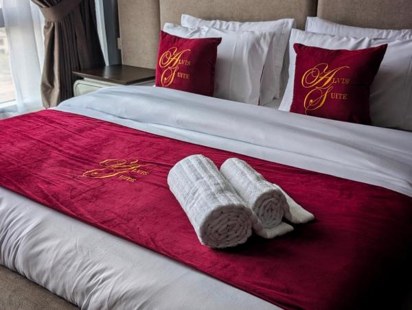 Goldcrest Alfatah Mall - Luxury Apartments - Self Check-in, Free Parking - Lahore