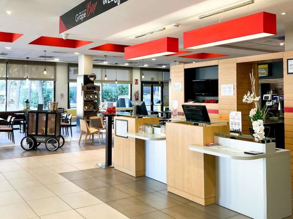 Ibis Ripollet - Granollers