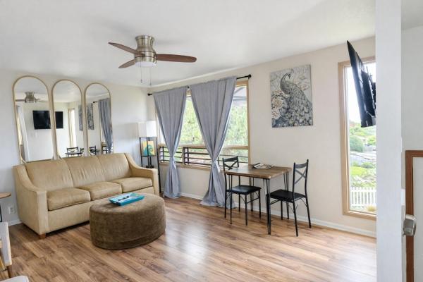 Spacious 2-bedroom Kona Restreat Sleeps 5quiet - Kailua-Kona, HI