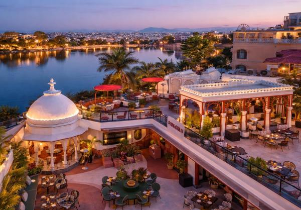 Swaroop Vilas - Lake Facing Boutique Hotel - Udaipur