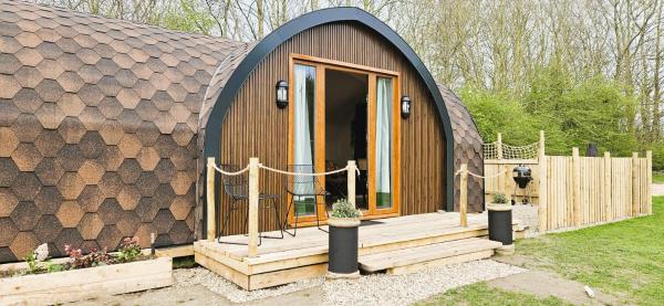 Yorkshire Wolds Luxury Glamping Pod - Yapham Holds Farmhouse - Yorkshire