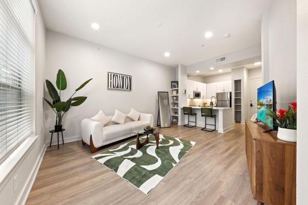 Choosing Texas - Dallas, TX