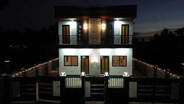 El Jae's Guesthouse 3 Bdrms 10-15pax - Alaminos