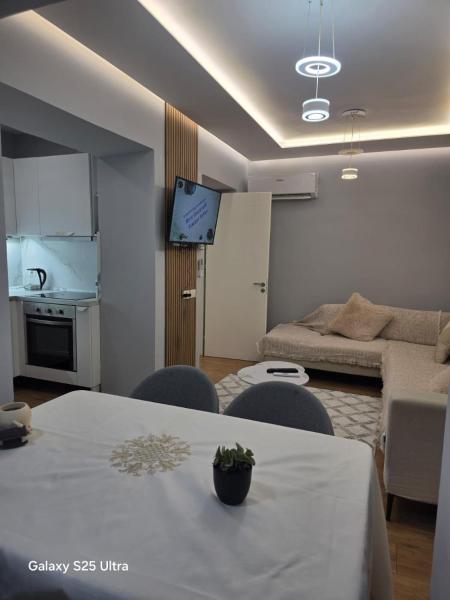 Cozy Tirana Apartment New Bazaar - Tirana