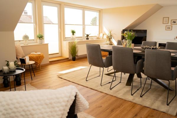 Lichtdurchflutende Wohnoase-stilvoll-ruhig-kostenloser Parkplatz- 24-7 Self Check-in, Bis Zu 5 Personen, Sehr Geräumig - Paderborn