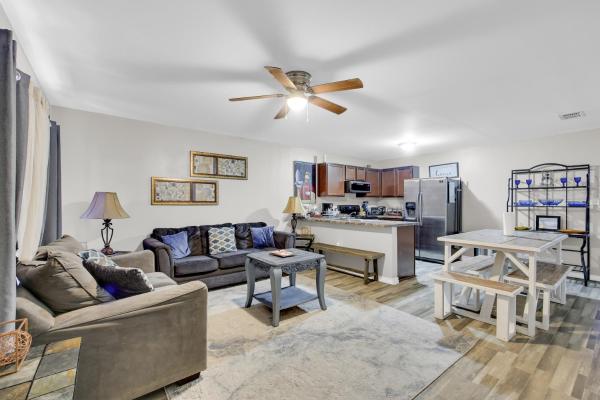 Cozy Home Near Outlets Spi Beach Spacex Sleeps 9 Game Room Truck Parking - Texas