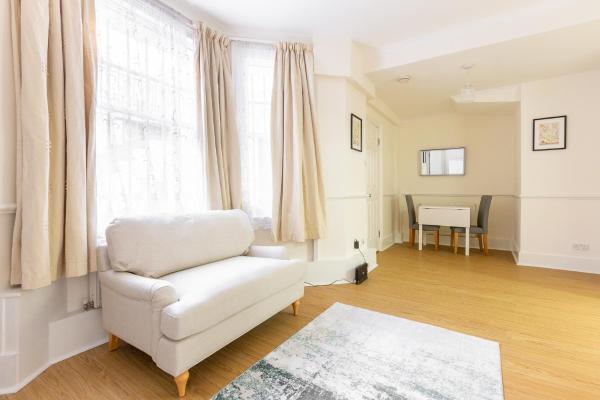 Brilliantly Located Studio Flat In Earls Court - アールズ・コート