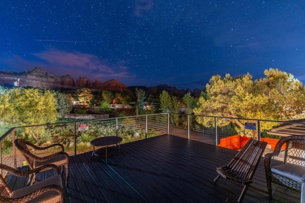 Luxury Sedona Deck, Views, Hot Tub & Game Room - Sedona, AZ
