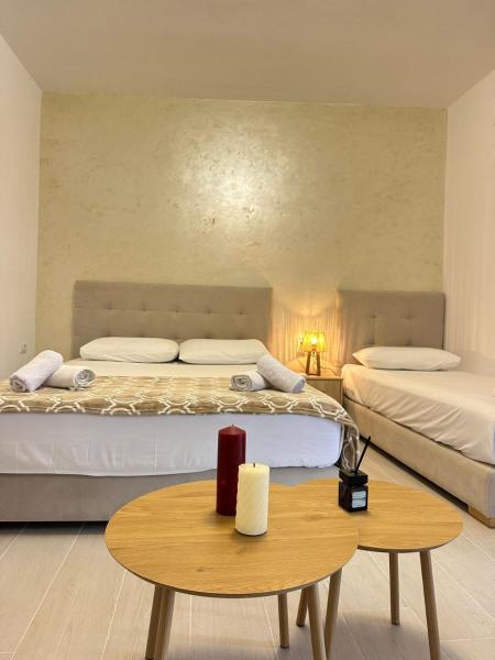 House Xhipi - サランダ