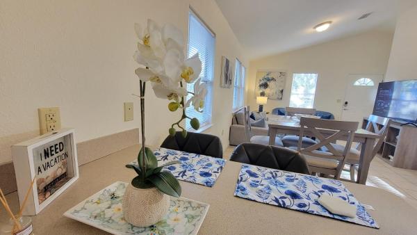 Stylish House Near Uf, Va, & Downtown Gainesville - Gainesville, FL