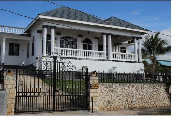 Paradise Palms Jamaica Vacation Rental - Jamaica