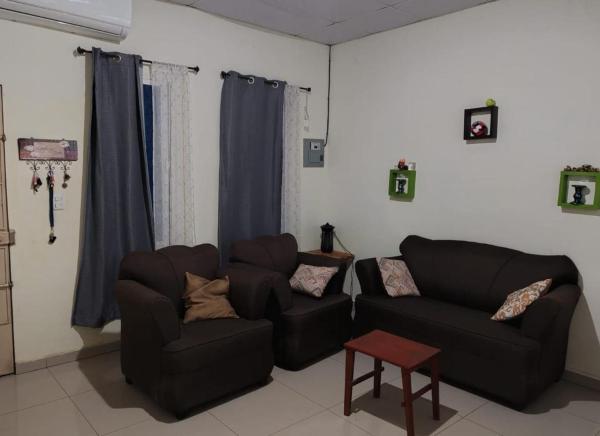 Mi Casita - El Salvador