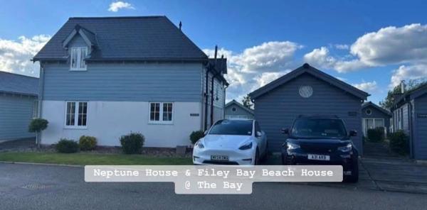 Neptune House The Bay Filey Home Sweet Holiday Homes With Car Ev Point - Filey