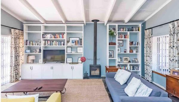 Gorgeous Family Home In The Heart Of Linden - Johannesburg