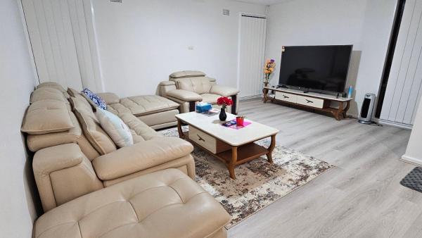 Campbelltown Family Retreat 3-bedroom Home - Appin