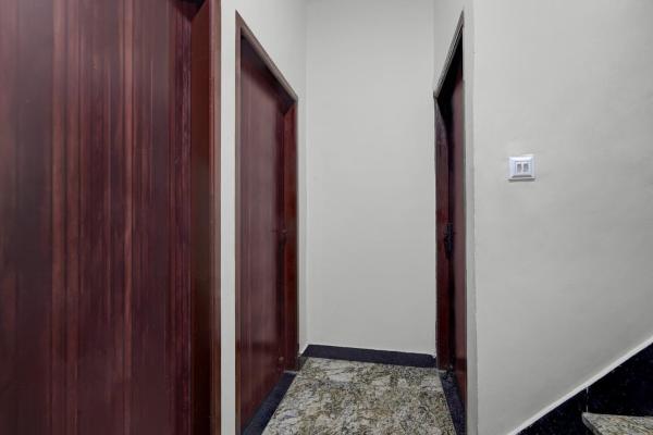 Hotel O Divyam Grand - Varanasi