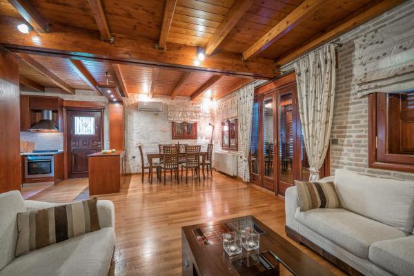 Melissa Stone House - Zante