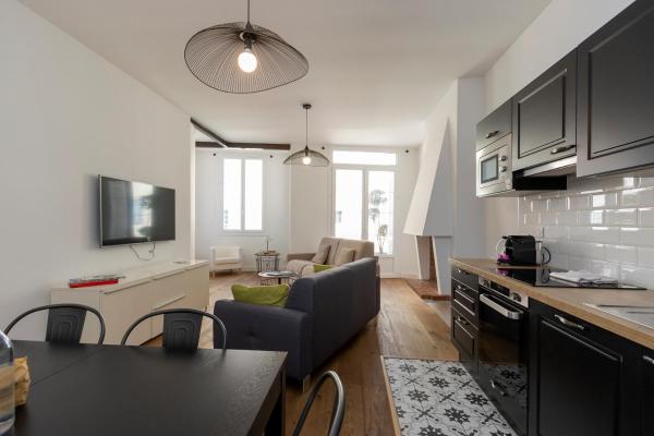 Appartements Rue Bonaparte, Quartier Citadelle Place Foch - Ajaccio