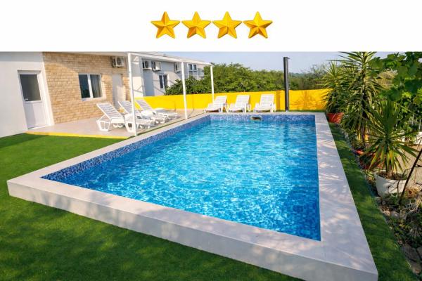 Villa Andy -Private Yard, Swimming Pool, Panoramic View - Imotski