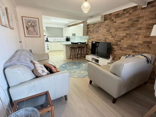 Tamworth Terrace House - It's All About Location! - タムワース