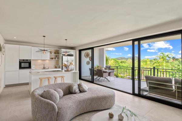 Blue Bay - The Breeze - Curaçao