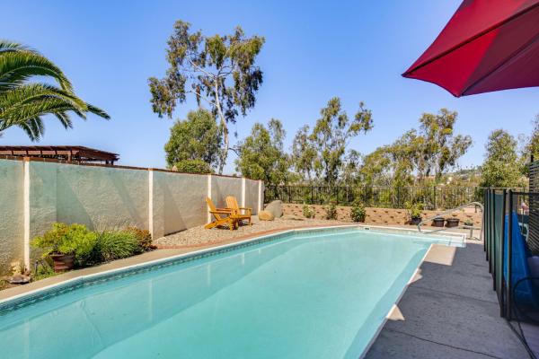 Hot Tub, Pool & Socal Sunsets: San Diego Area Home - San Diego, CA