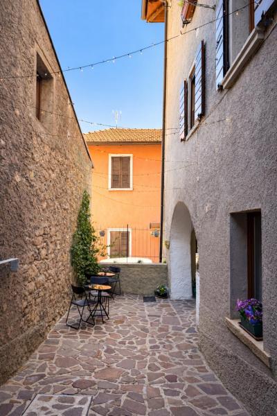 La Rotonda Apartments By Gardadomusmea - Lake Garda