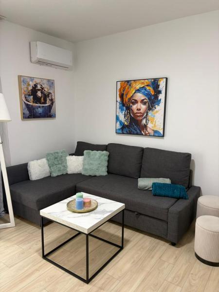 Apollon One Bedroom 50 M From Finikoudes - Larnaca
