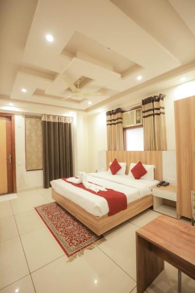 Hotel Ar Residency - ノイダ